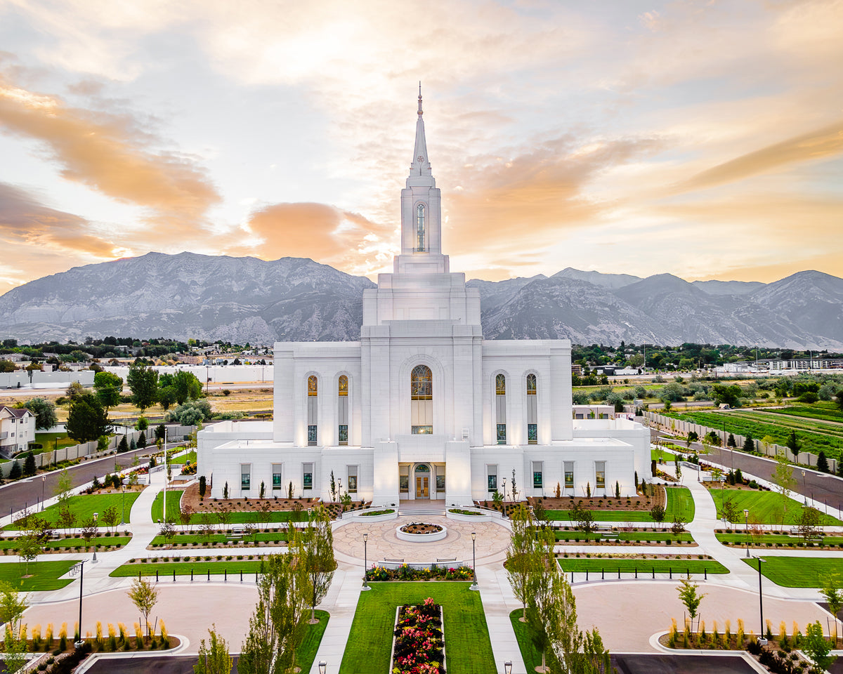 Orem Utah Mountain Front by Gavin Vanderbeek Birds eye front view of ...